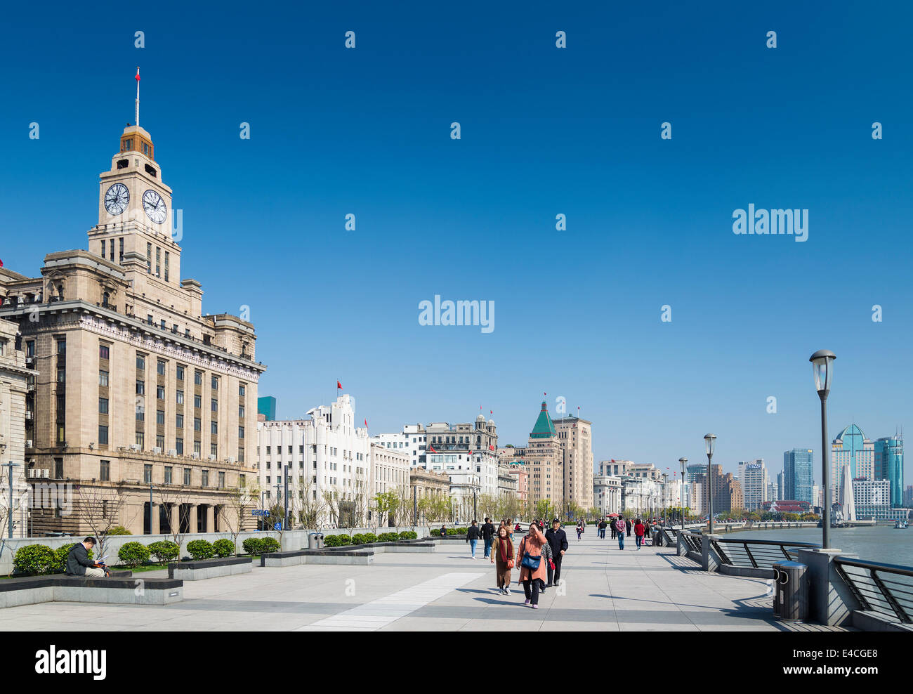 Skyline and old bund hi-res stock photography and images - Alamy
