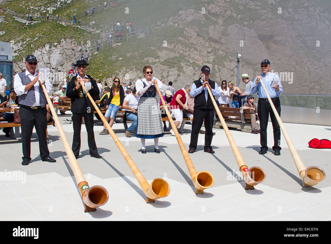 Alphorn musicians playing hi-res stock photography and images - Alamy
