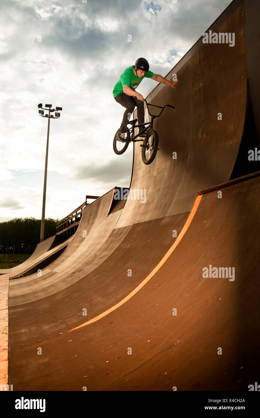 Sports Ramp Stock Photos & Sports Ramp Stock Images - Alamy