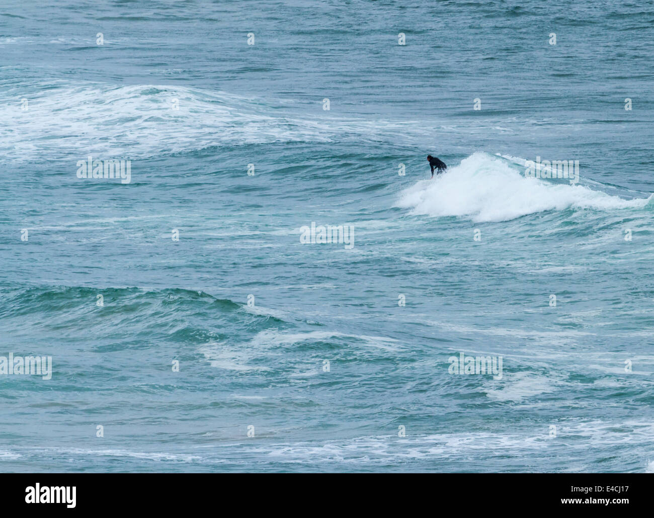 Surfing east strand portrush hi-res stock photography and images - Alamy