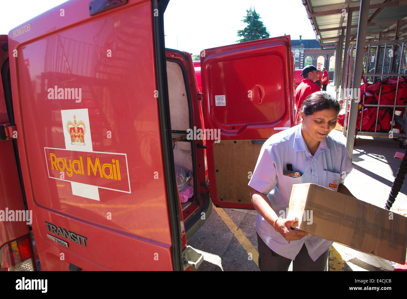 The Hyde Delivery Office, Royal Mail, Post Office delivery station and ...