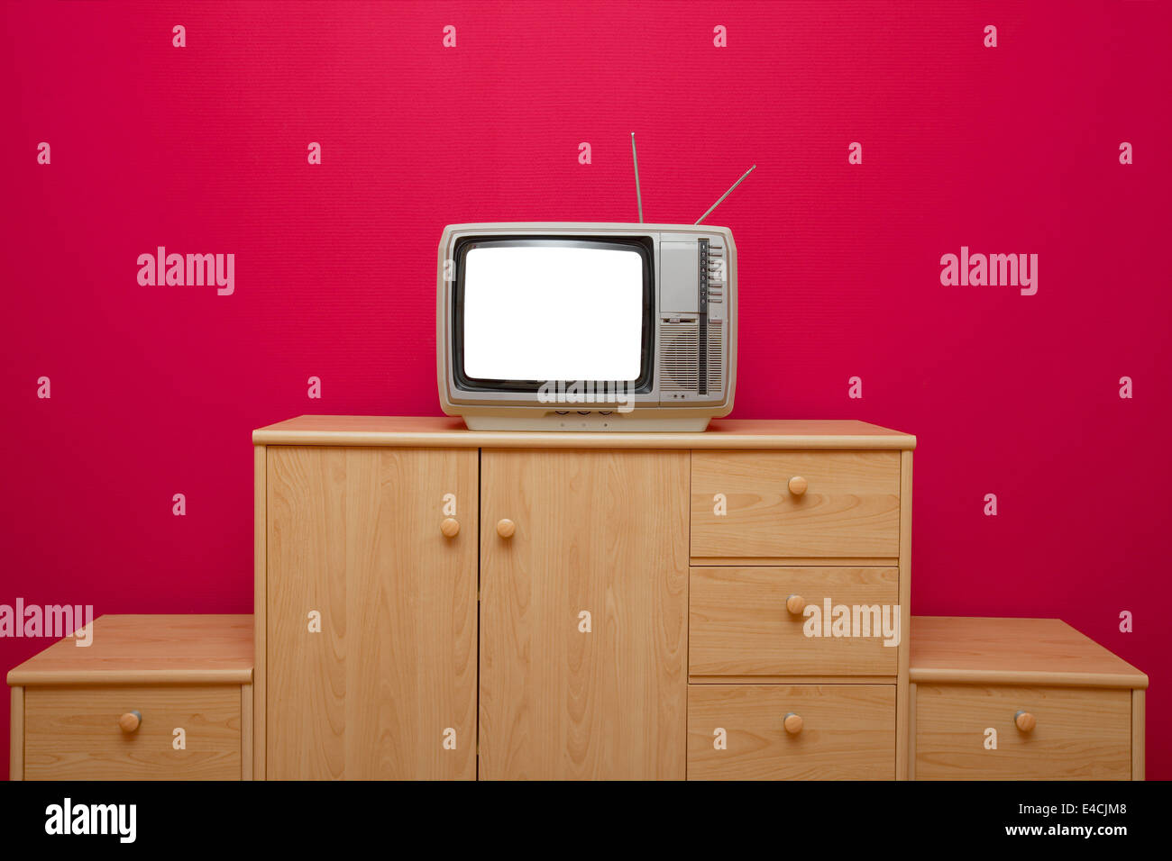 Vintage red television tv set hi-res stock photography and images - Alamy