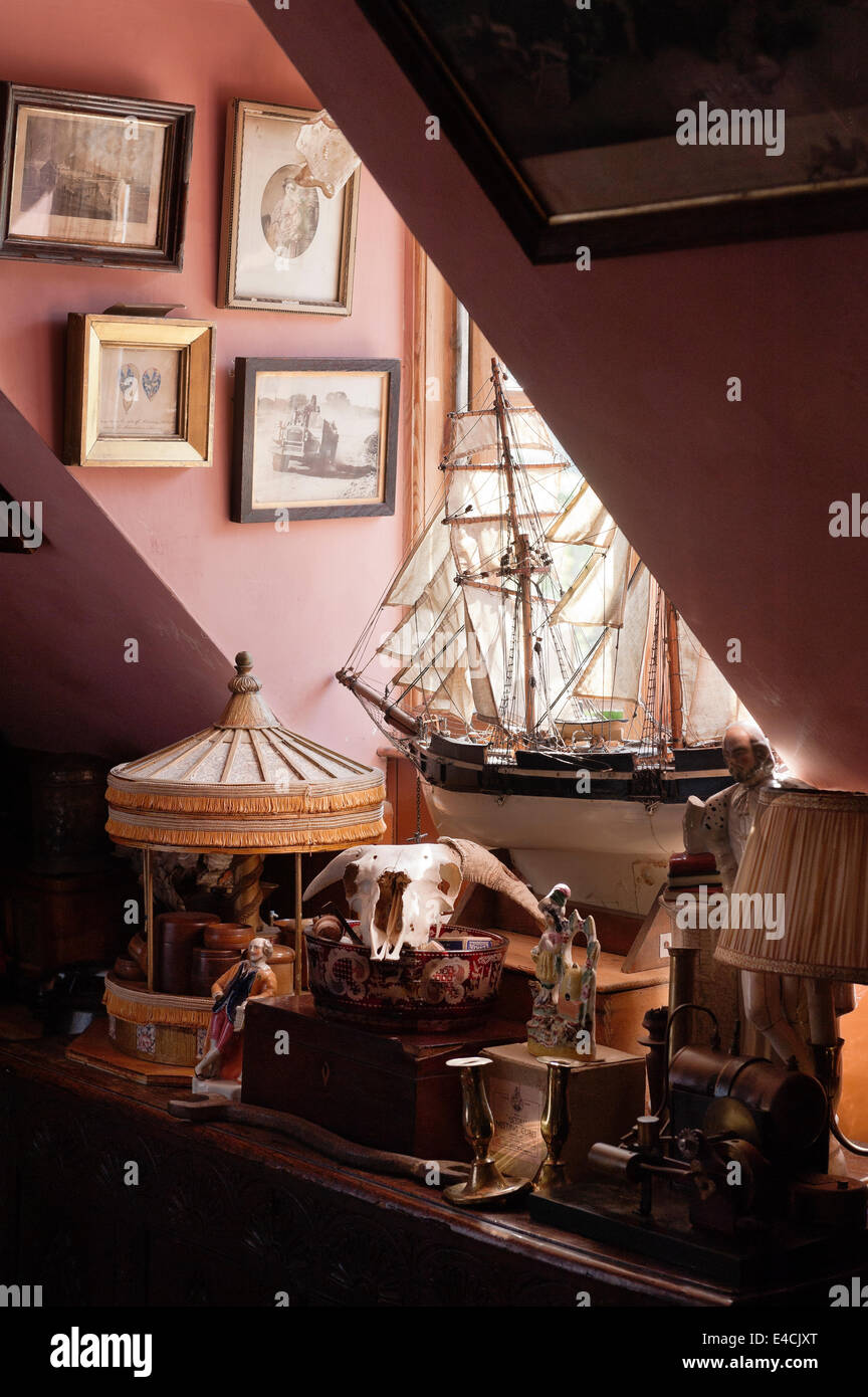 Jacobean style building hi-res stock photography and images - Alamy