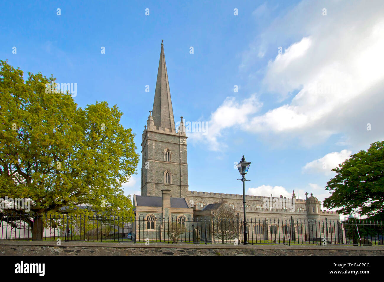 St Columb's Cathedral in the walled city of Londonerry, County Derry ...