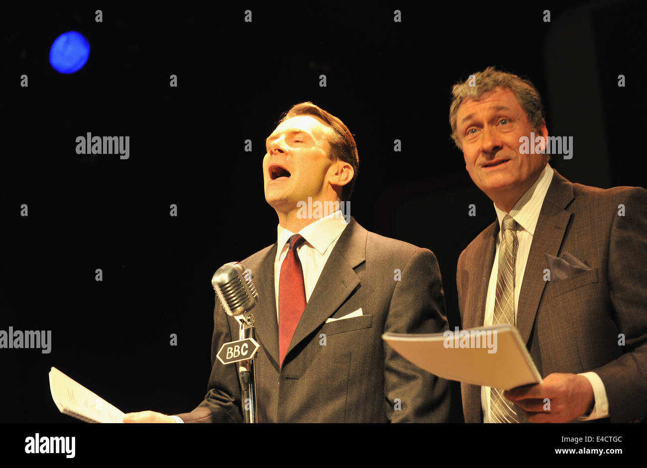 London, UK. 16th Apr, 2009. Robin Sebastian and Nigel Harrison pose for ...