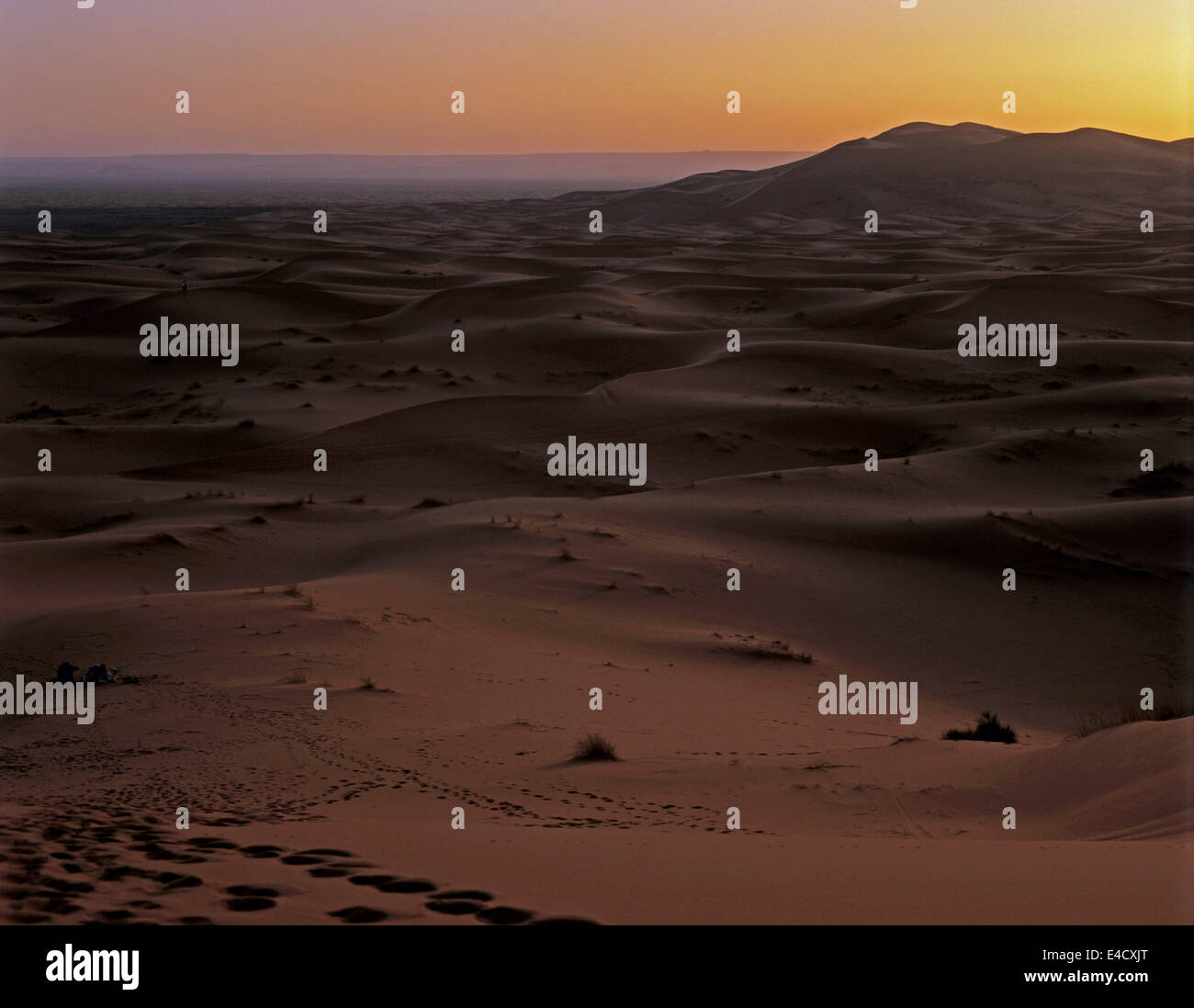 Sunrise over Sahara Desert, Merzouga, Morocco Stock Photo - Alamy