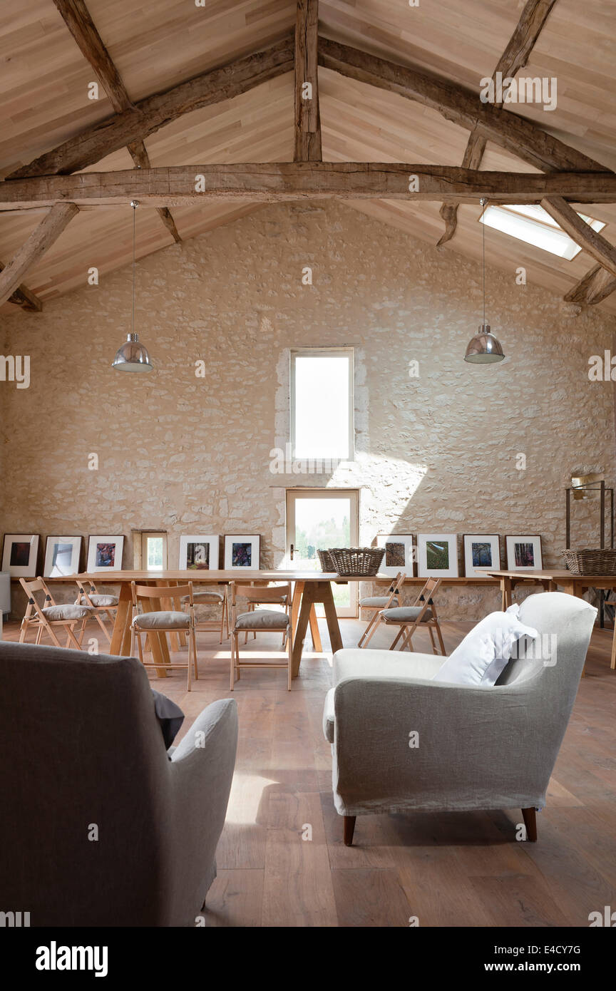 Open Plan Barn Conversion Beamed High Resolution Stock Photography and ...