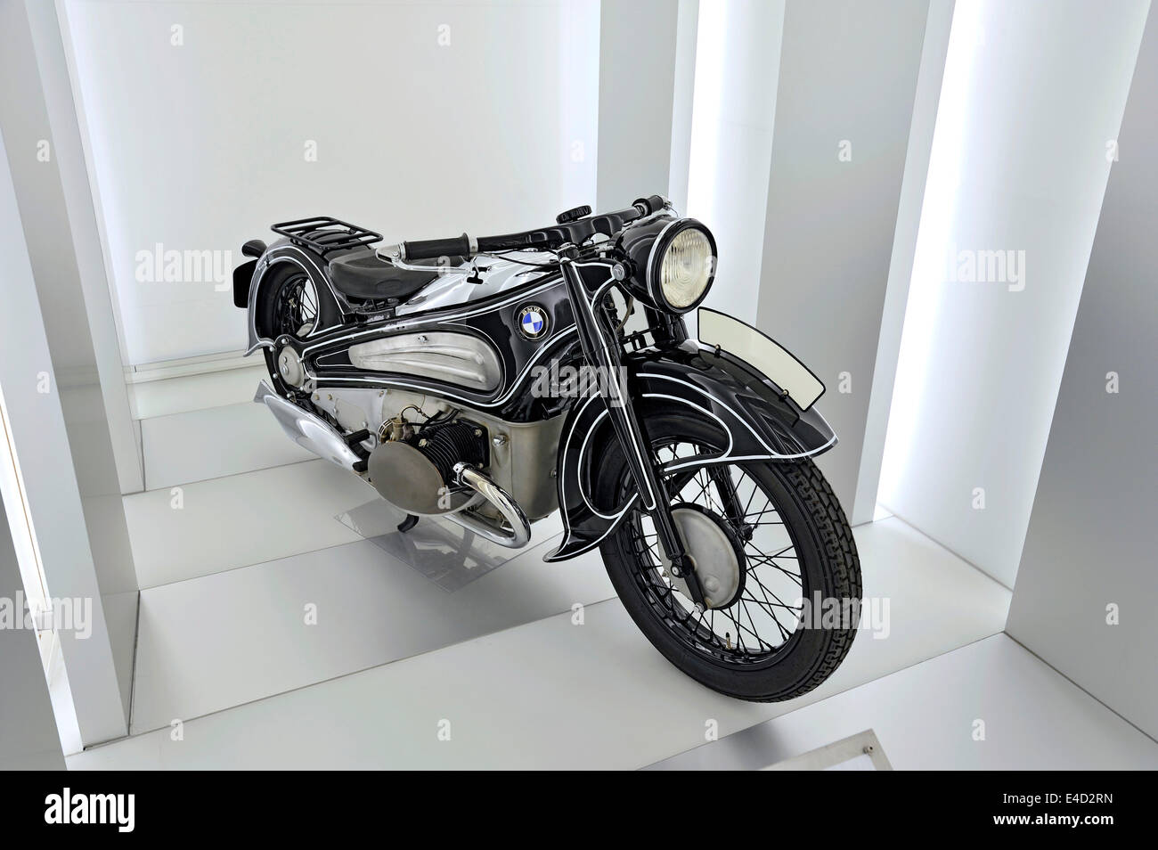 R7 hi-res stock photography and images - Alamy