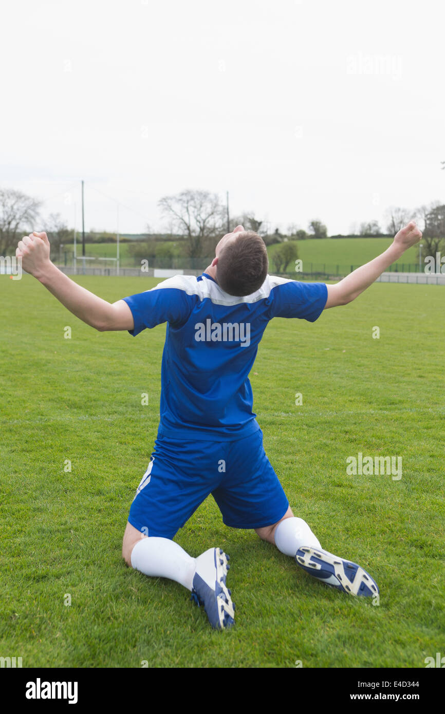 Disappointed football player hi-res stock photography and images - Alamy