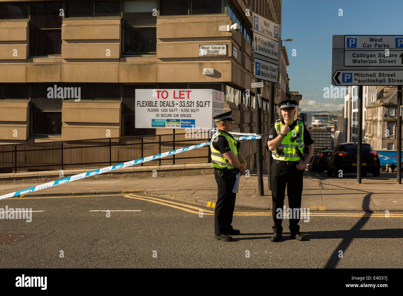 Police cordon scotland hi-res stock photography and images - Alamy