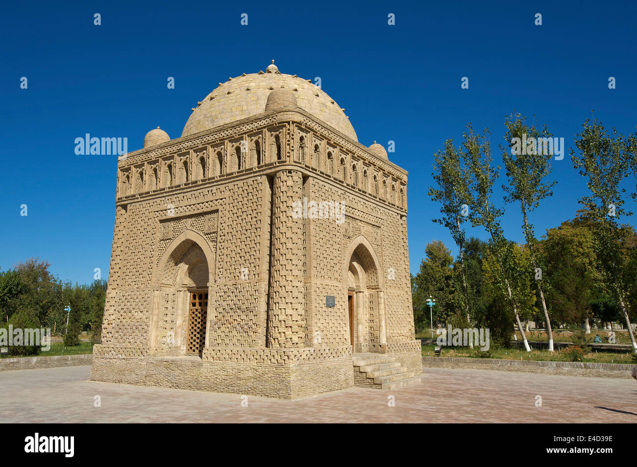 Ismail Samani Mausoleum, Samanid Mausoleum, Bukhara, Uzbekistan Stock ...