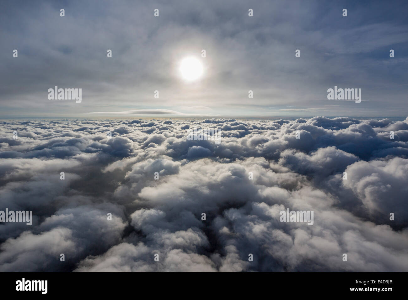 Above the clouds sun hi-res stock photography and images - Alamy