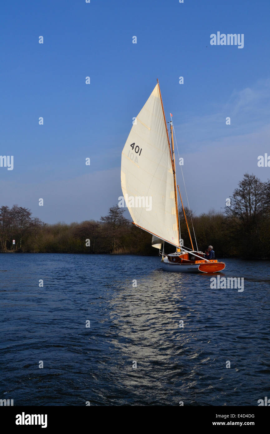 Sailing on the River Bure, Norfolk Broads, UK Stock Photo - Alamy