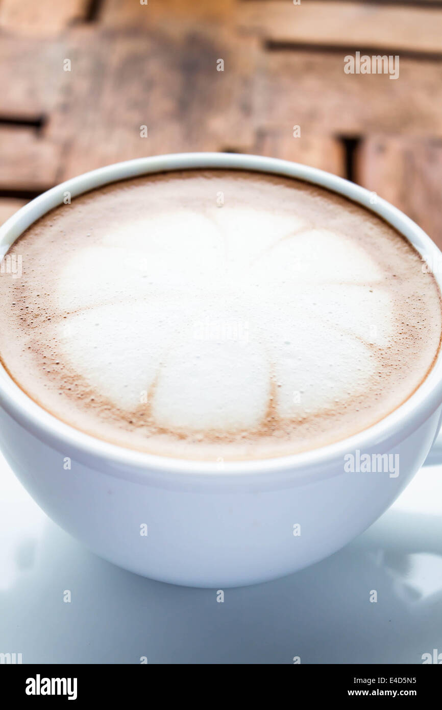 Latte microfoam hi-res stock photography and images - Alamy