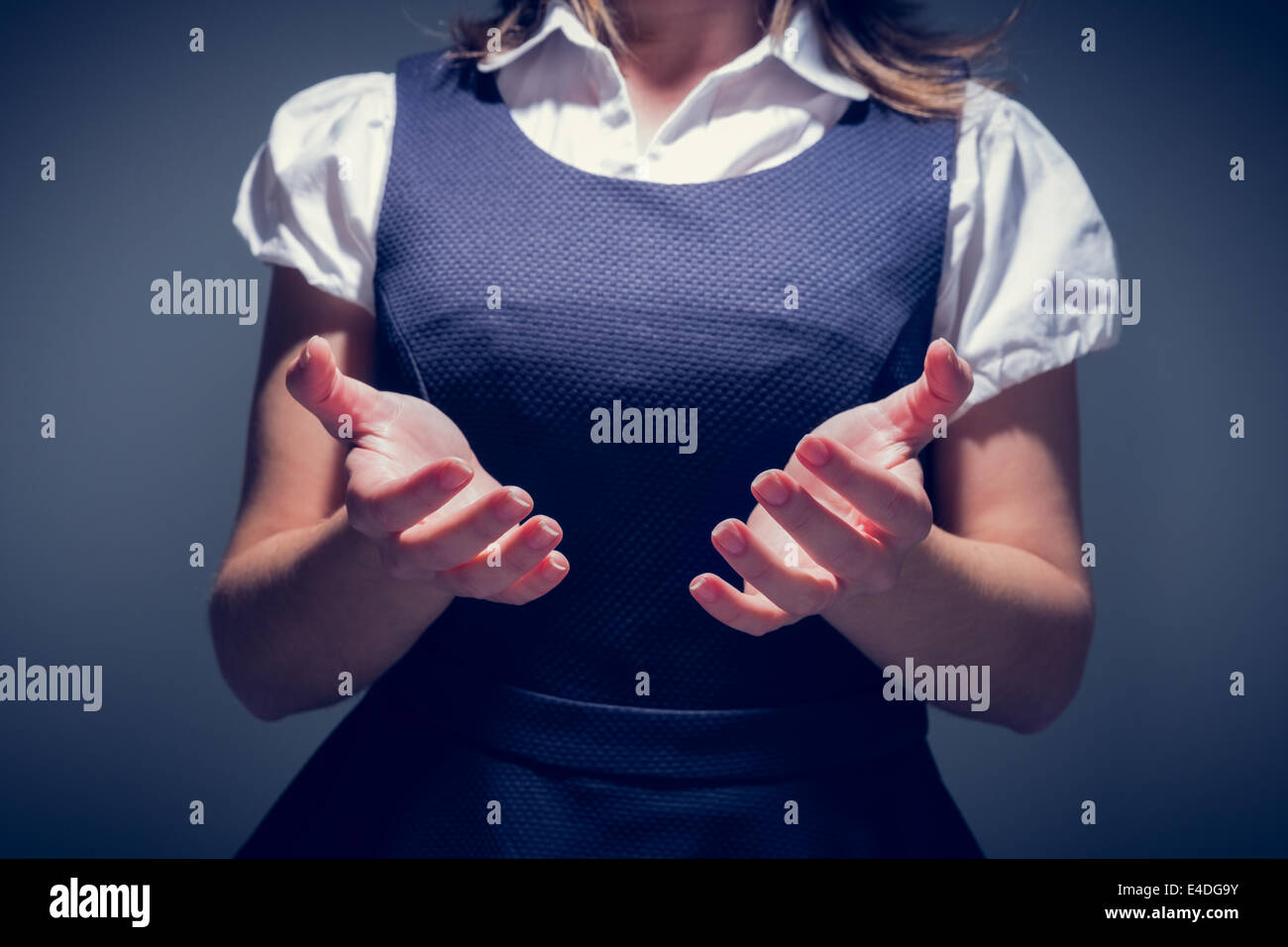 Hands and product hi-res stock photography and images - Alamy