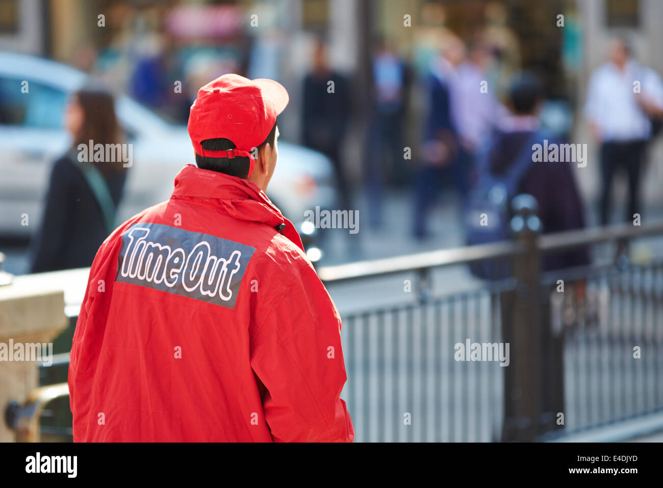 Timeout london magazine hi-res stock photography and images - Alamy