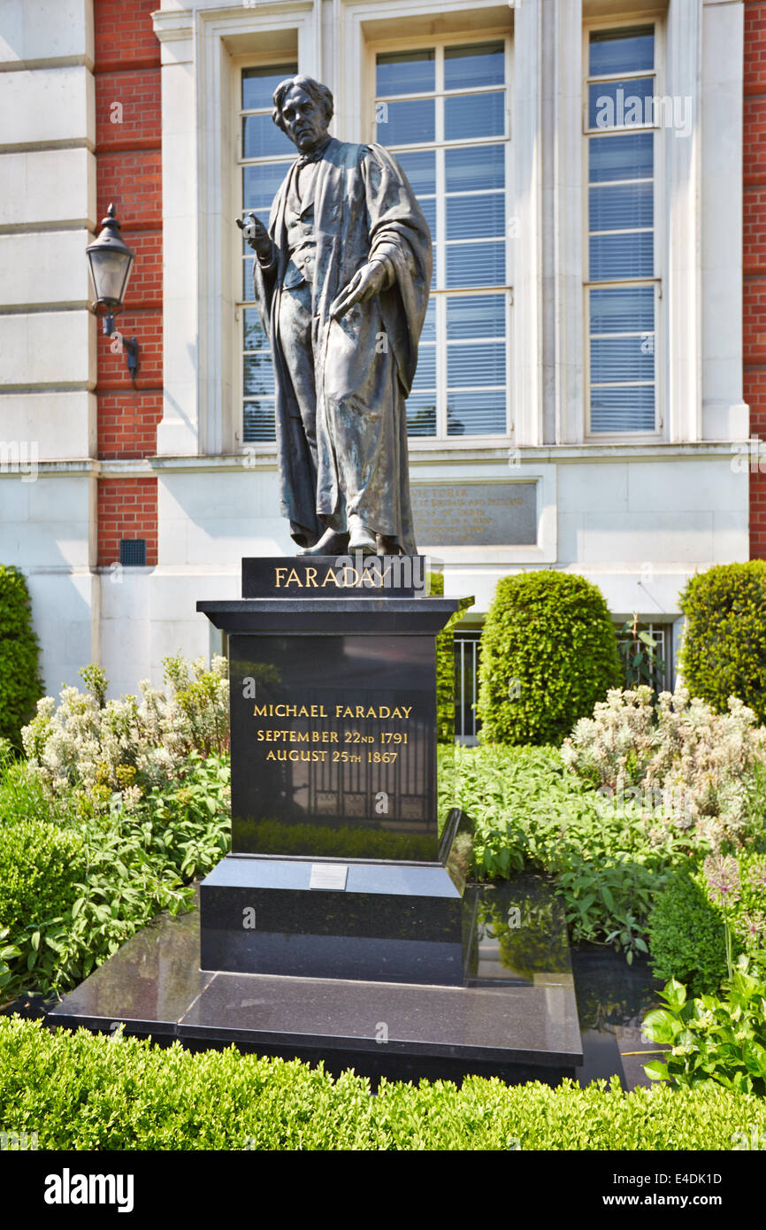 Michael faraday hi-res stock photography and images - Alamy
