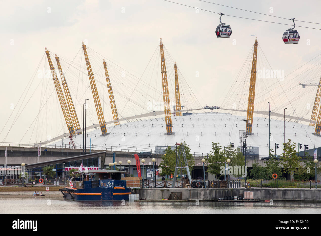The O2 Arena and the Emirates air line cable car on the Royal Victoria ...
