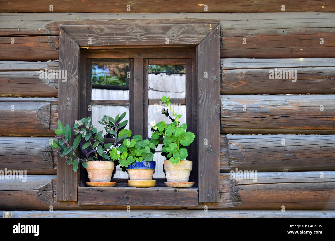 Traditional wooden window in Romania villlage Stock Photo - Alamy