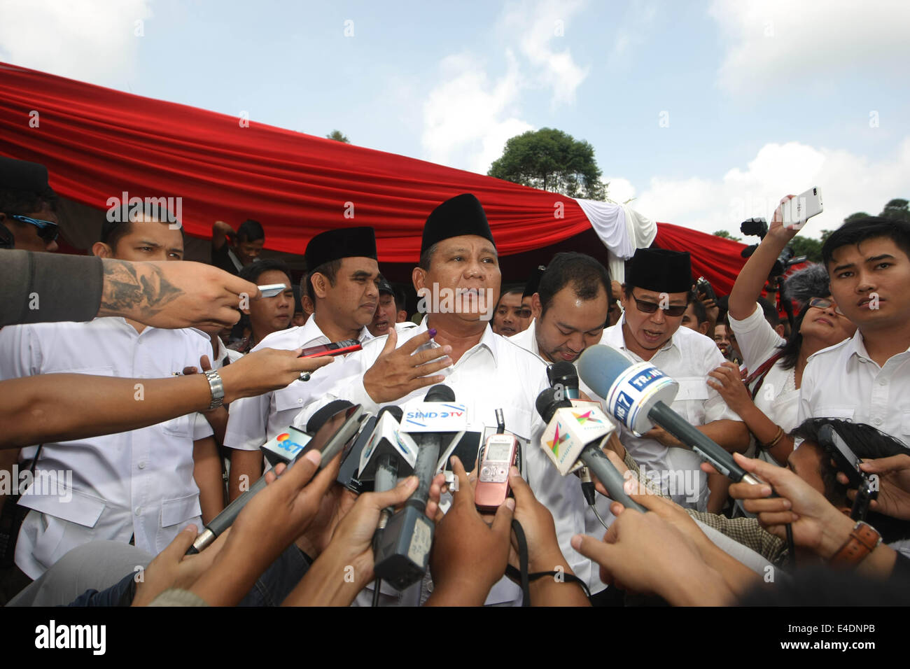 Bogor, West Java, Indonesia. 9th July, 2014. Presidential candidate ...