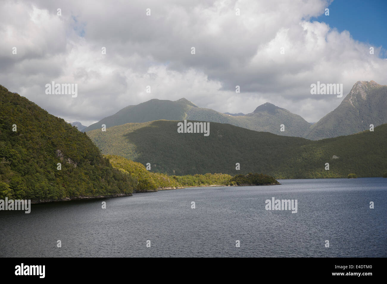 Dusky sound new zealand hi-res stock photography and images - Alamy