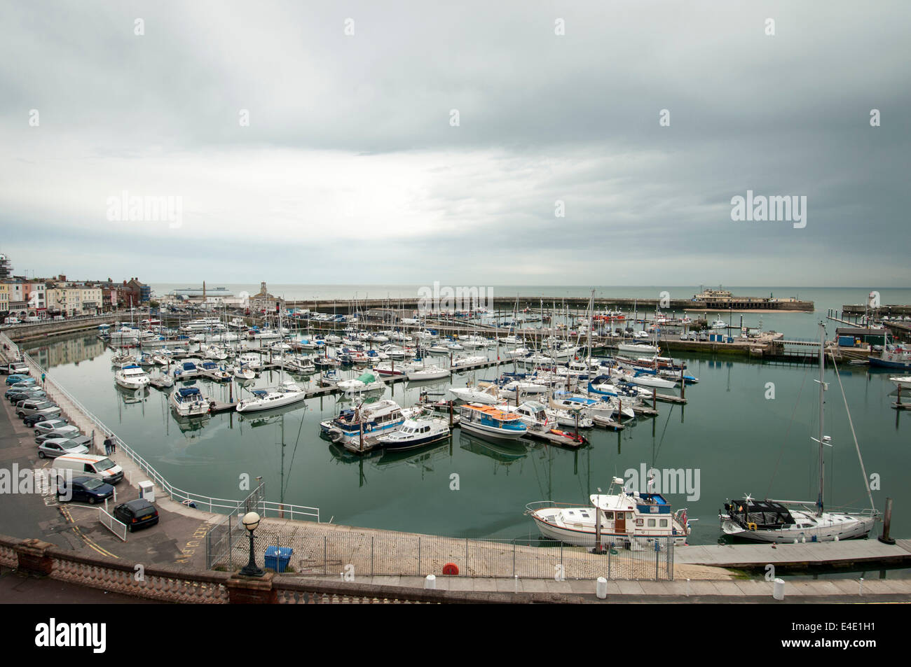 Ramsgate harbour hi-res stock photography and images - Alamy
