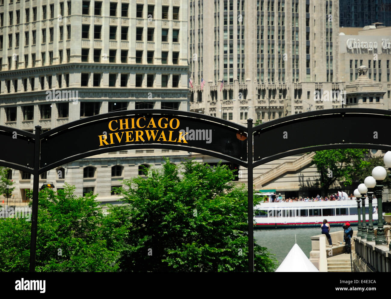 Entrance area to Chicago's Riverwalk Stock Photo - Alamy