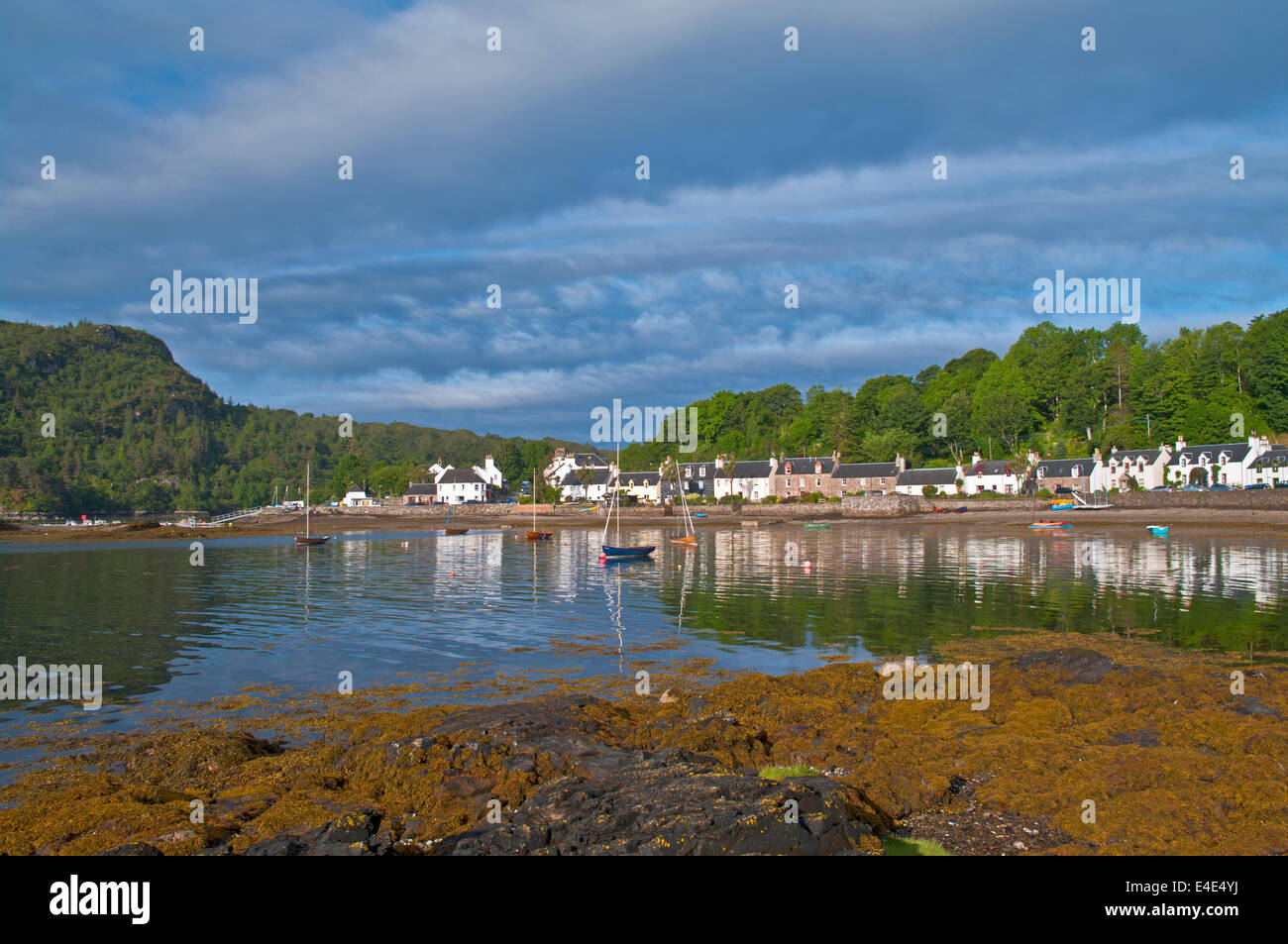 Scottish highlands highland region hi-res stock photography and images ...