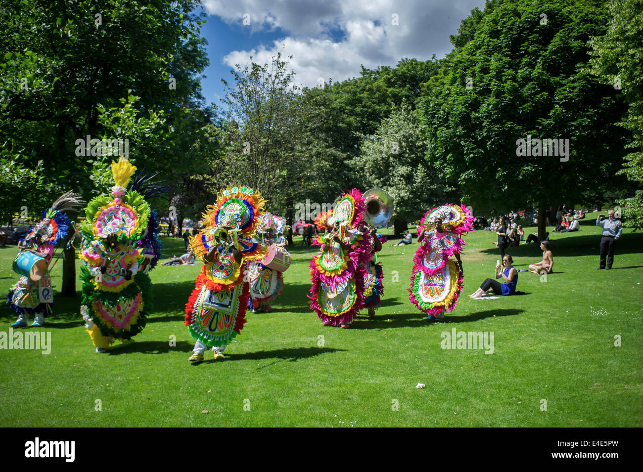 Edinburgh Carnival Stock Photos & Edinburgh Carnival Stock Images - Alamy