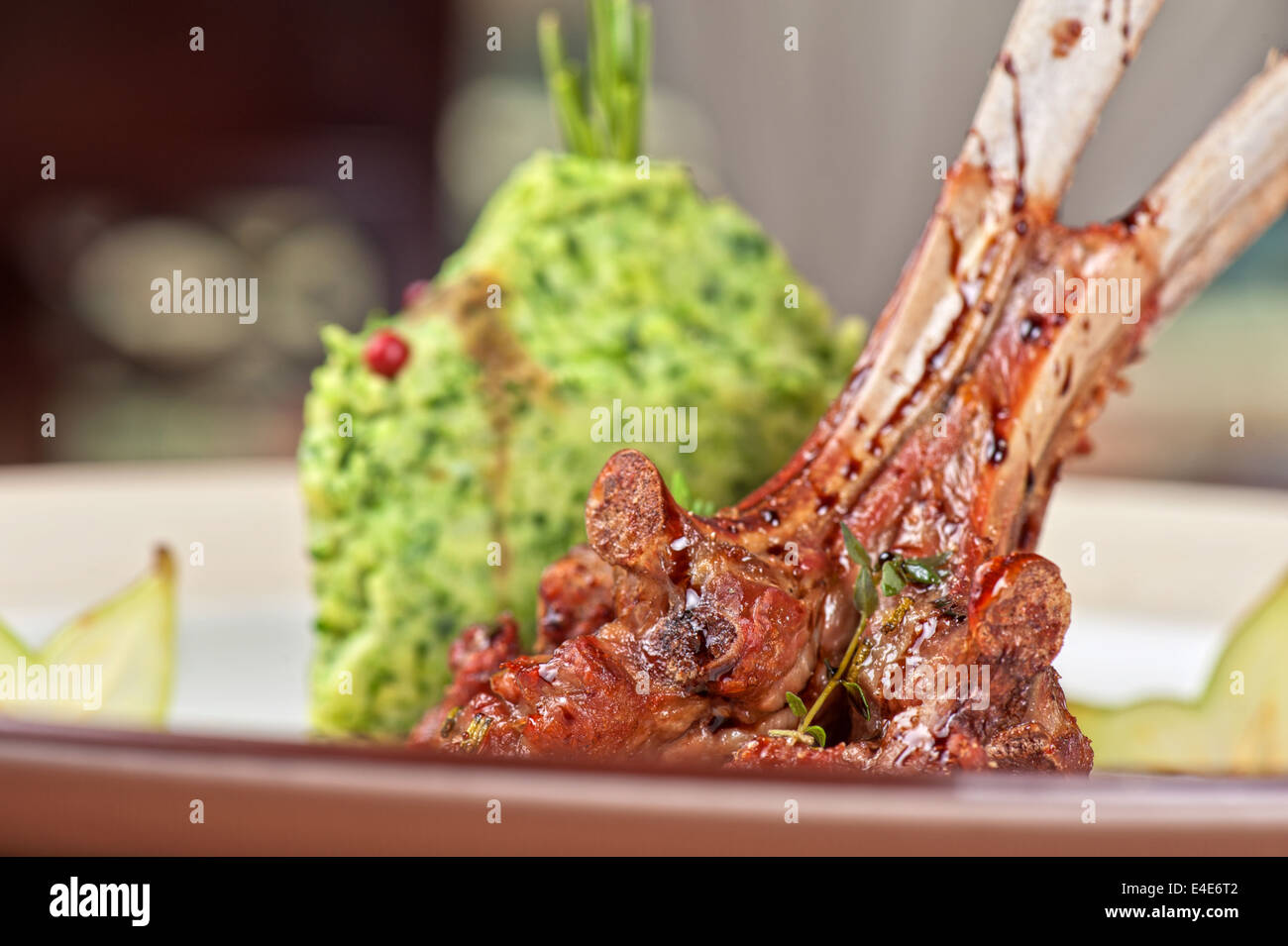 Canapes with roast beef hi-res stock photography and images - Alamy