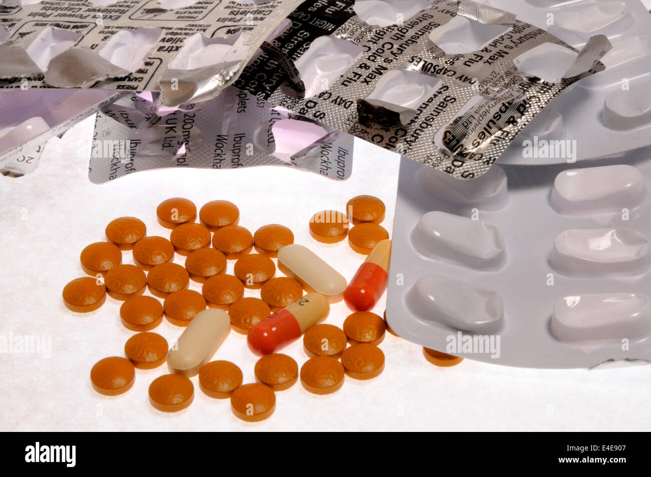 Prescription and over-the-counter drugs Stock Photo - Alamy