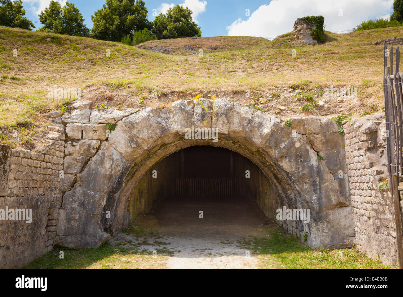Entrance to the passageways (vomitoria) under the seating tiers of the ...
