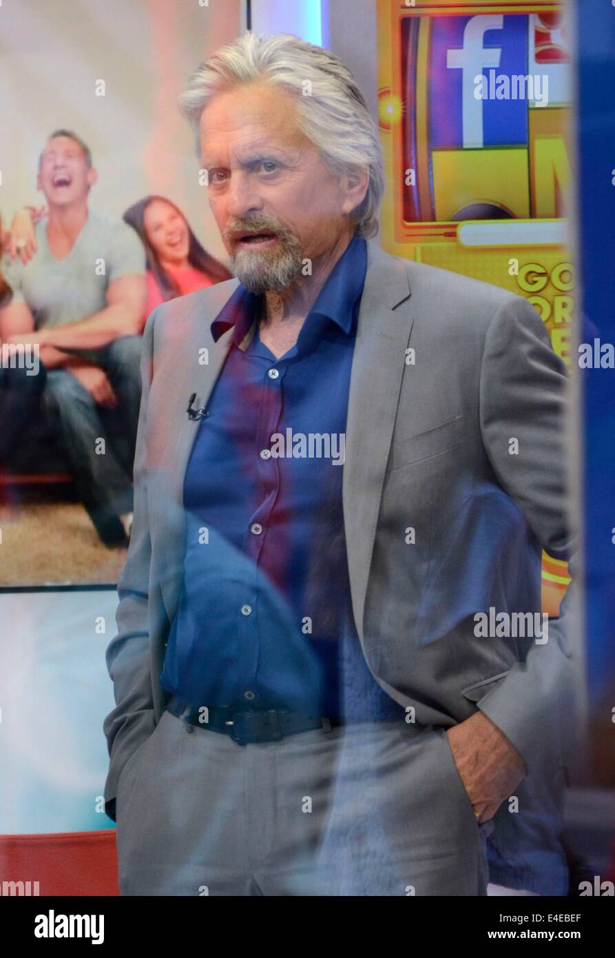 Michael douglas talk show hi-res stock photography and images - Alamy