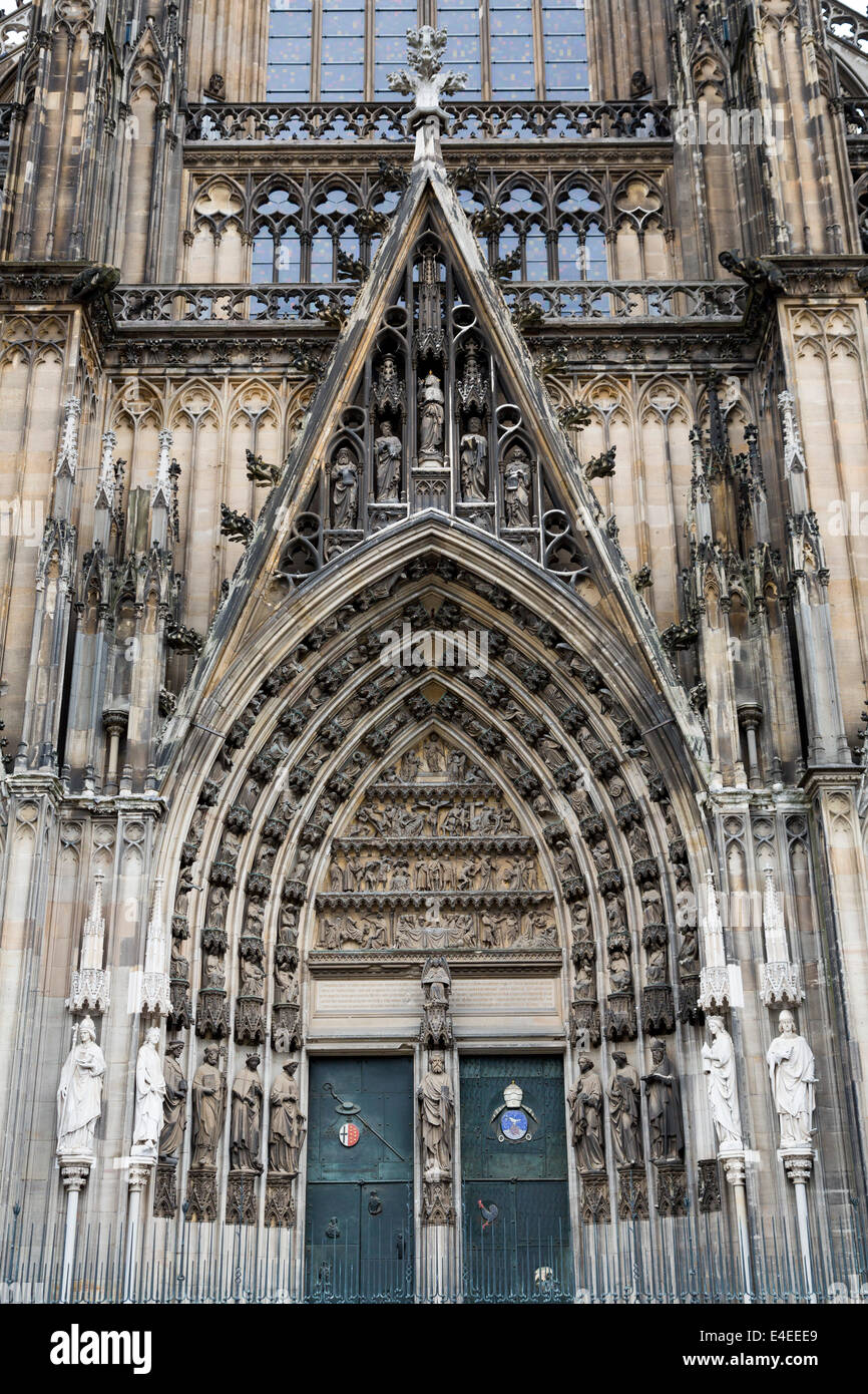Entrance Gate of the Cathedral in Cologne, Germany Stock Photo - Alamy