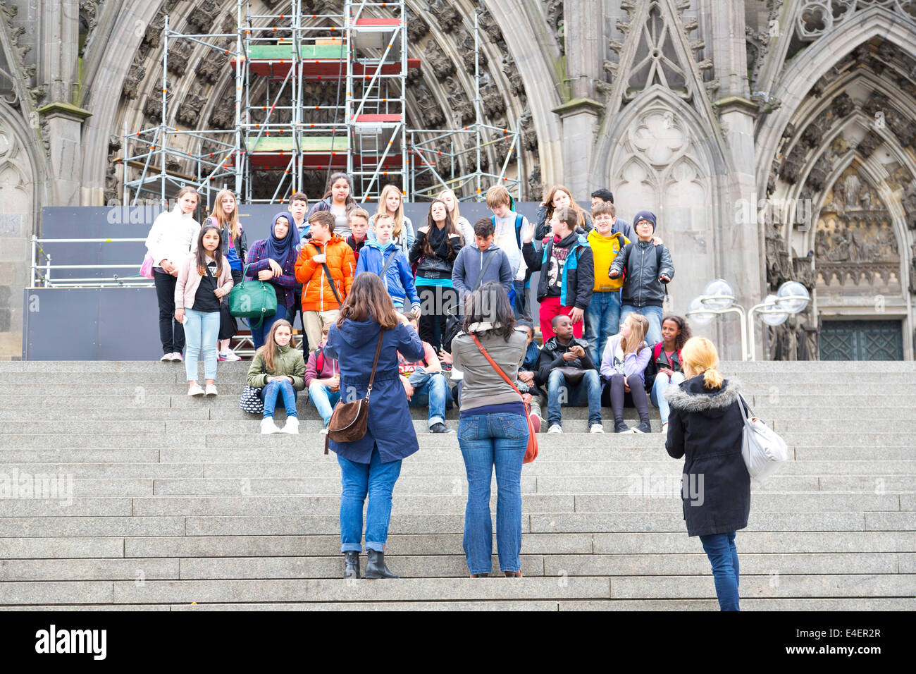 School Class in front of the Cathedral in Cologne, Germany Stock Photo ...