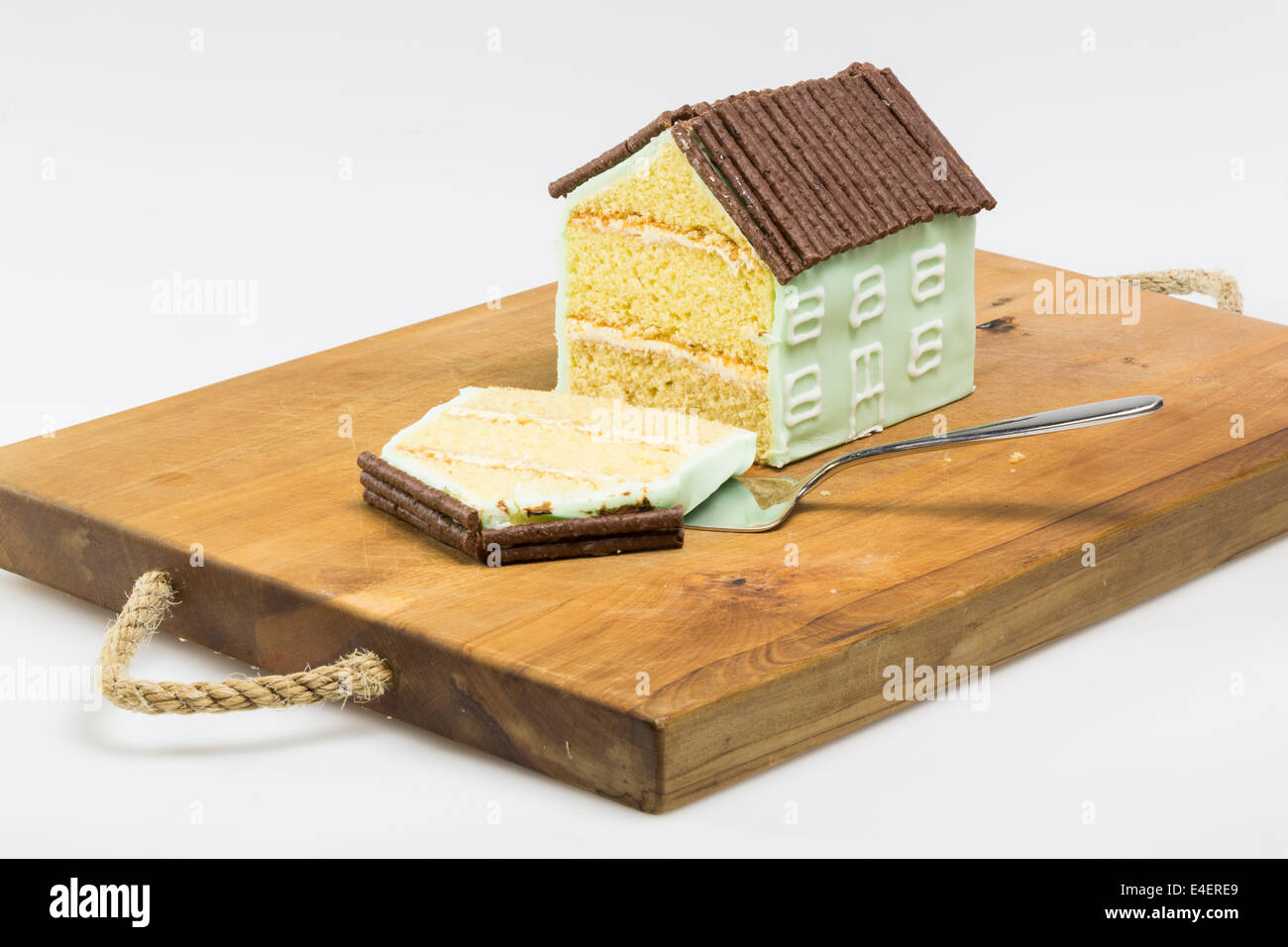 Cornish cake house with chocolate rooftop Stock Photo - Alamy