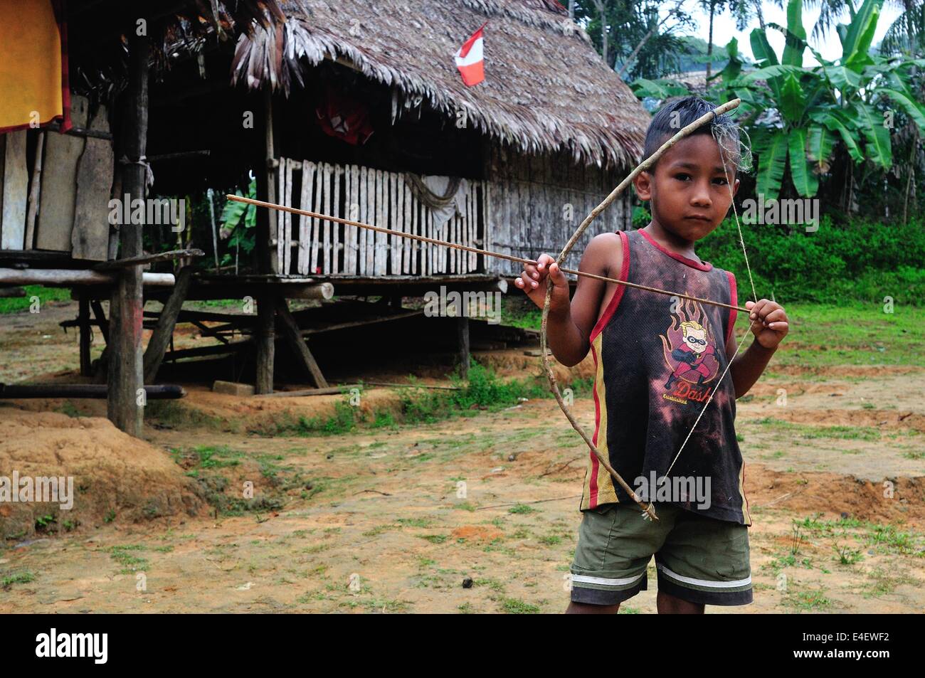 Amazon rainforest children indians hi-res stock photography and images ...