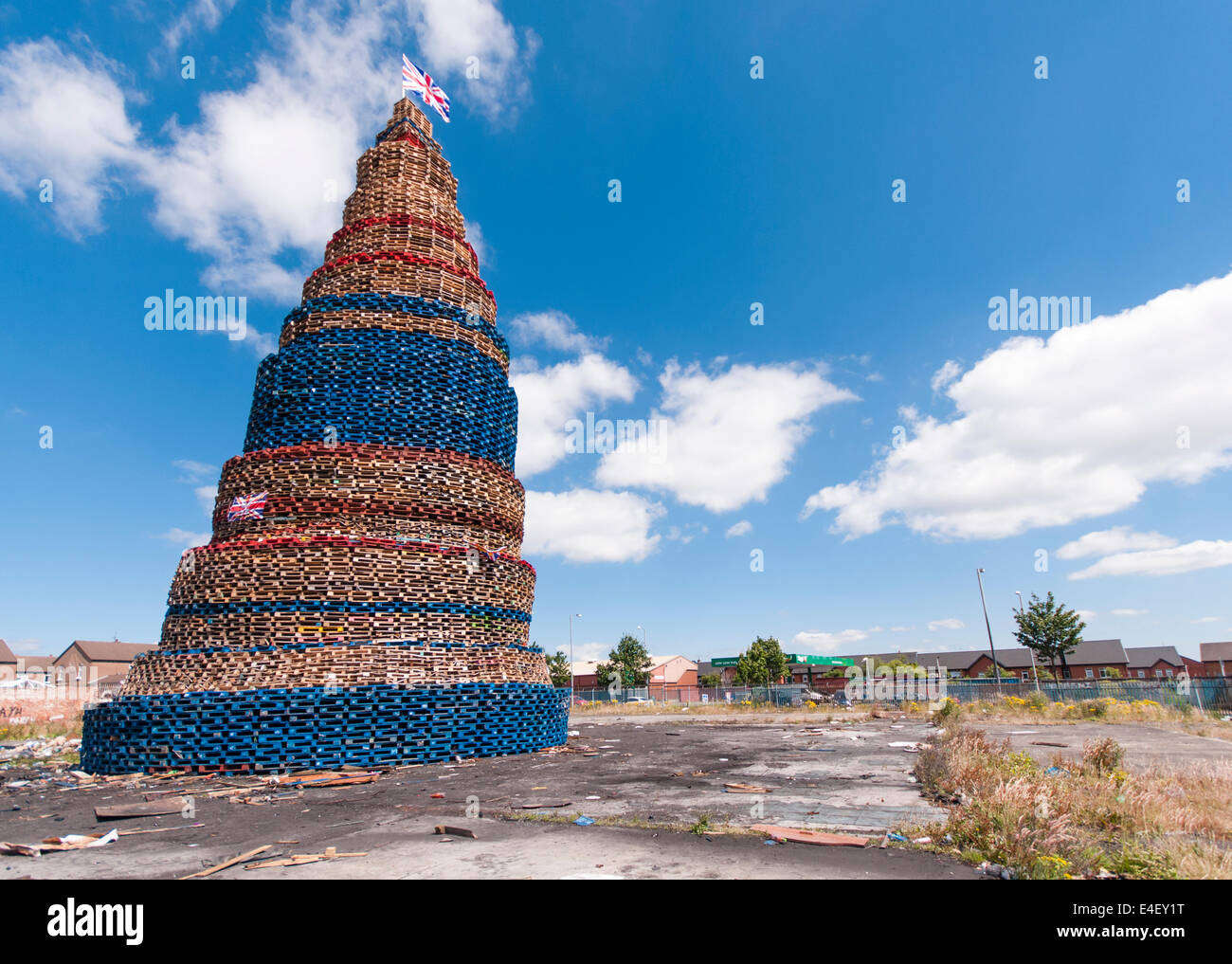 Belfast, Northern Ireland. 9 July, 2014. A giant bonfire on Lanark Way ...