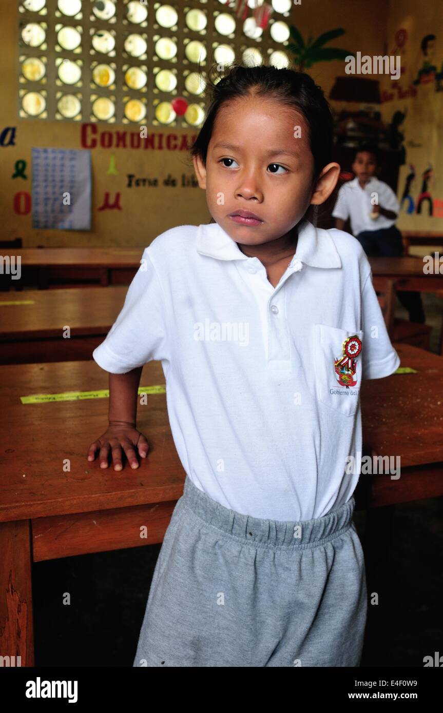 School uniform children peru hi-res stock photography and images - Alamy