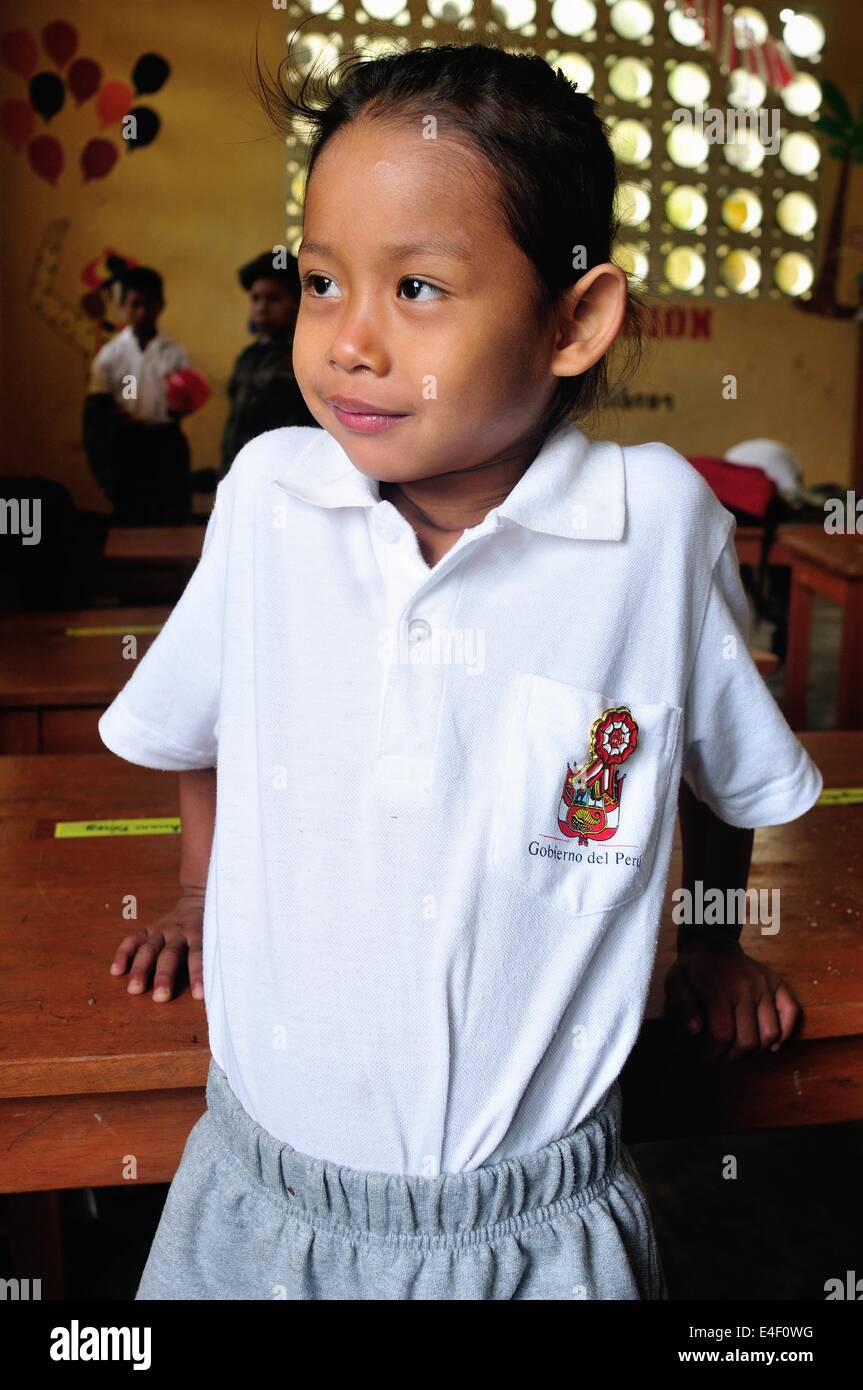 School uniform children peru hi-res stock photography and images - Alamy