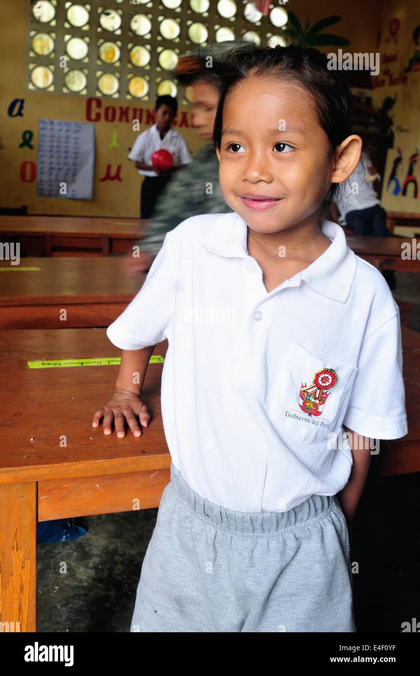 School uniform children peru hi-res stock photography and images - Alamy