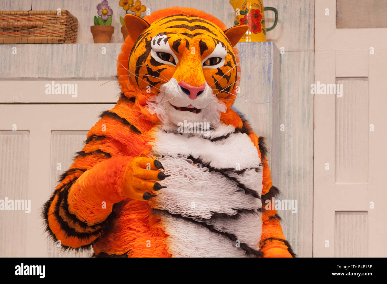 The musical play "The Tiger Who Came to Tea" returns to the Lyric ...