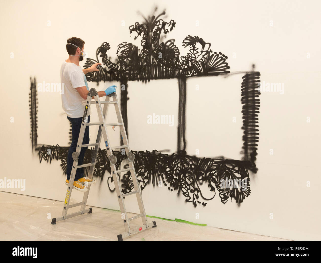 Australian artist Ben Quilty at Saatchi Gallery, London Stock Photo - Alamy