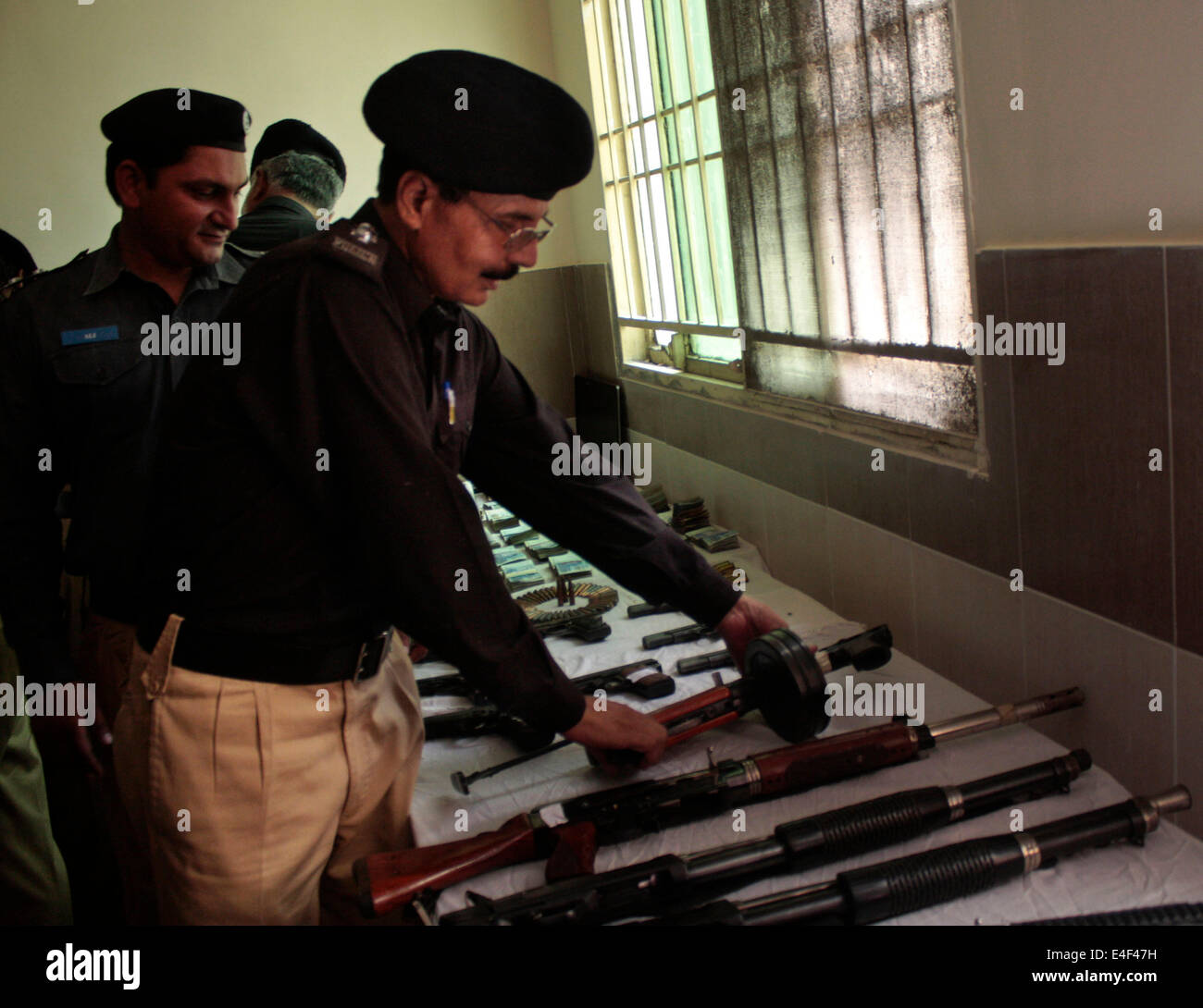 The recovered weapon from the arrested Pakistani gang suspect in ...