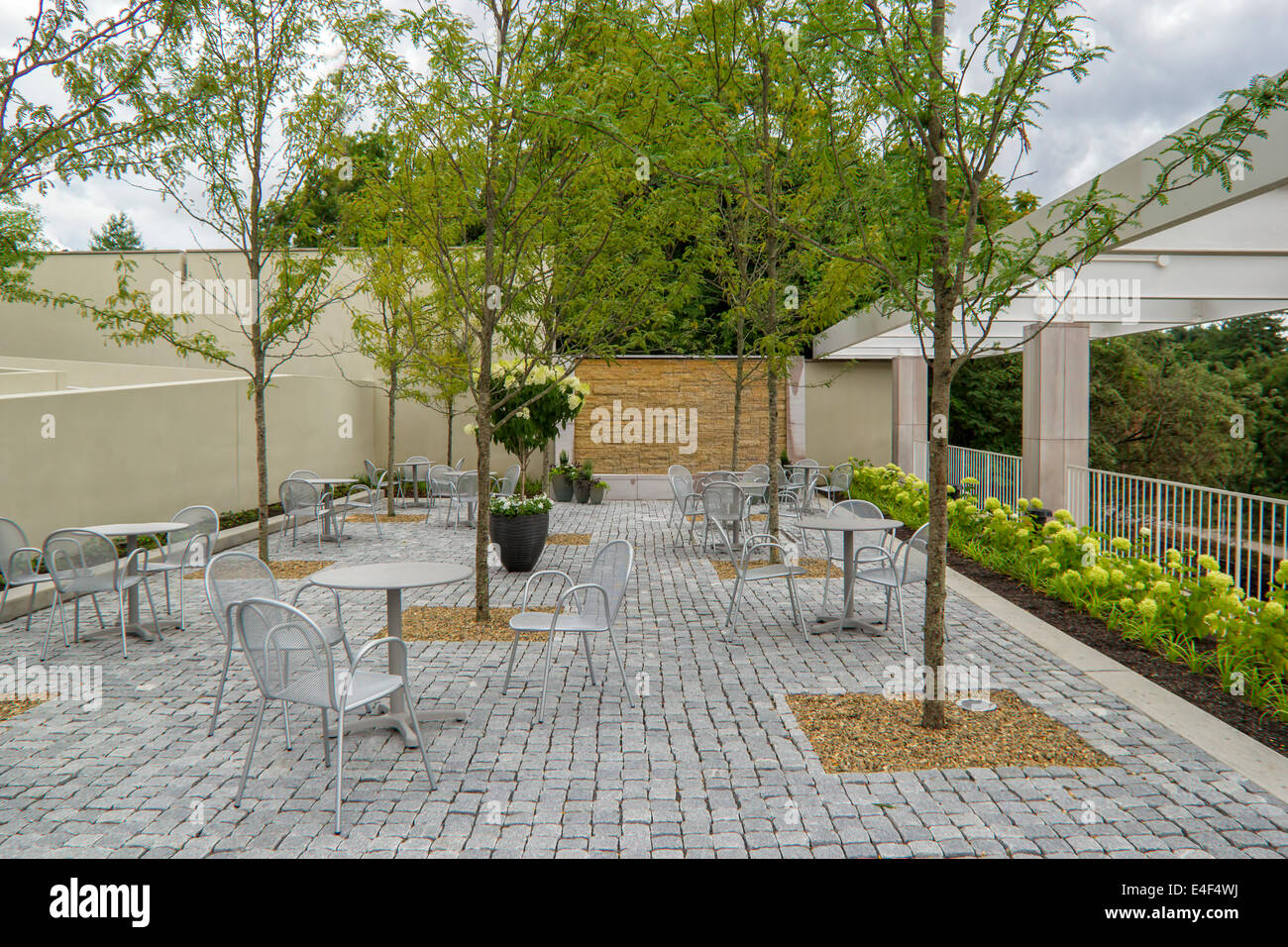A modern empty patio space Stock Photo - Alamy