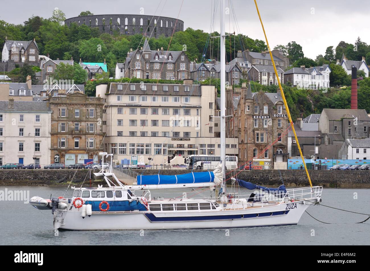 Oban seafront hi-res stock photography and images - Alamy