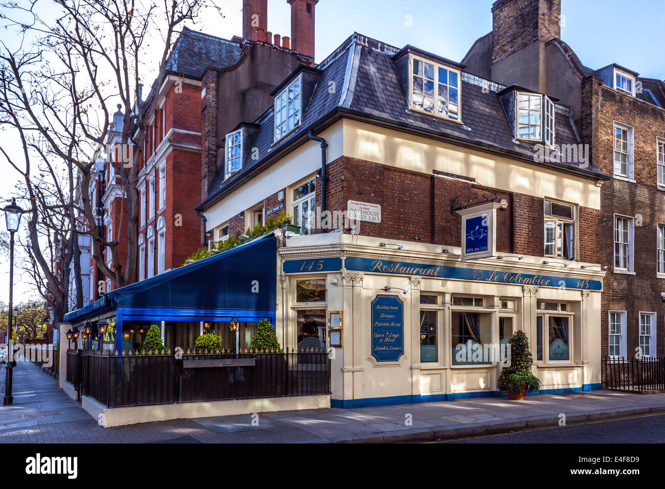 Le colombier restaurant hi-res stock photography and images - Alamy