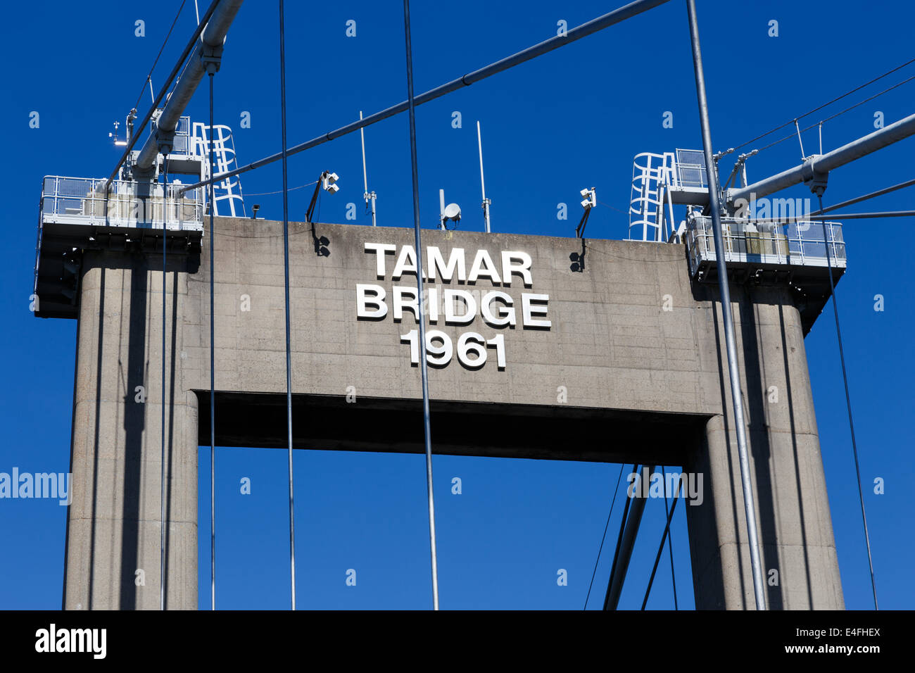River Tamar Bridges - Royal Albert Rail Bridge and Tamar Road Bridge ...