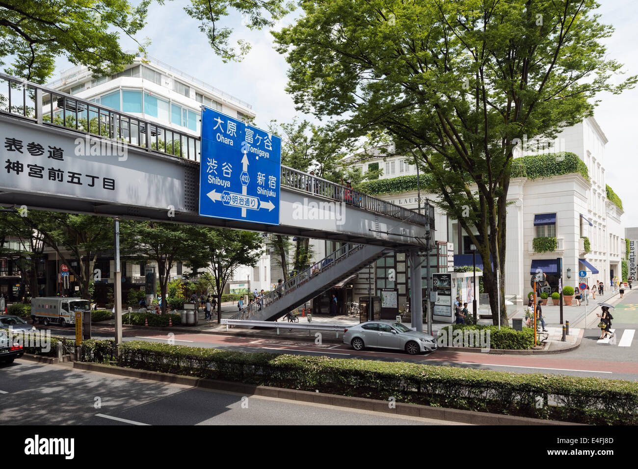 Omotesando Hills shopping complex. Omotesando, Harajuku, Tokyo Stock ...
