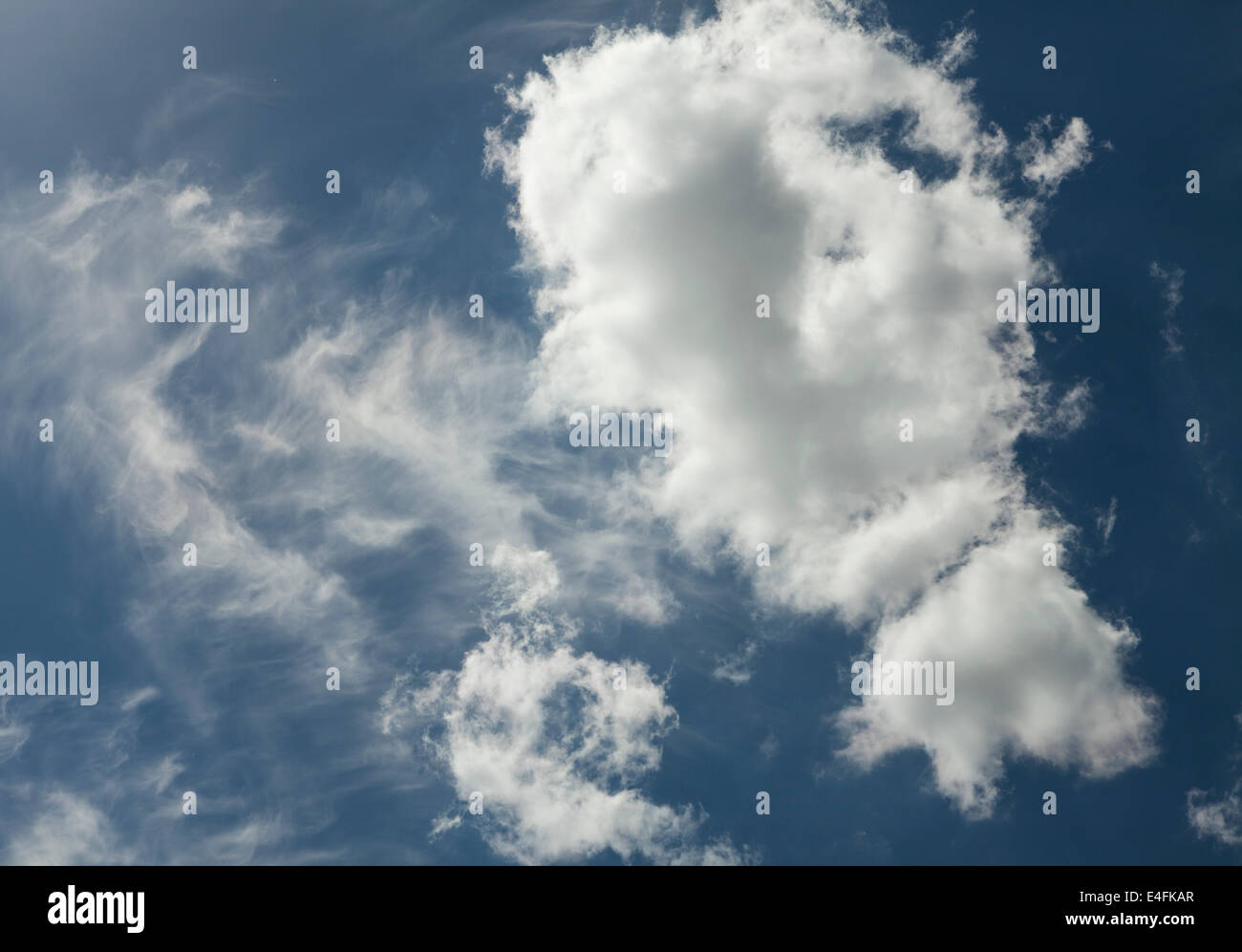 Deep blue sky sky hi-res stock photography and images - Alamy